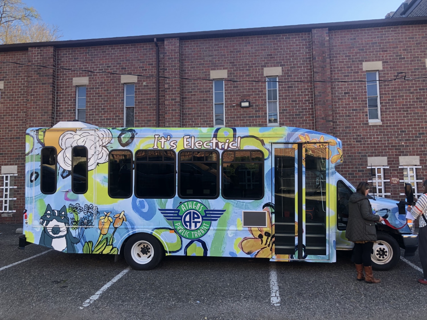 Electric bus added to Athens Public Transit fleet – Athens County ...